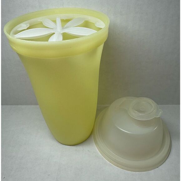 Tupperware | Kitchen | Vintage Tupperware 6oz Yellow Quick Shake Shaker ...